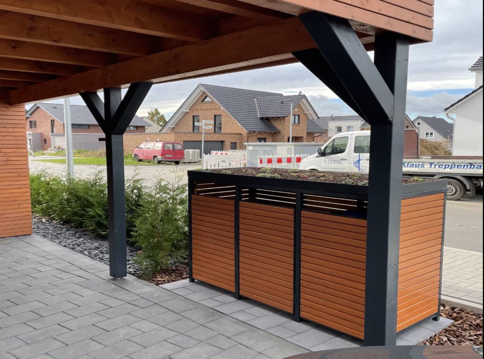 3-bin PREMIUM Wooden garbage bin box with body in rhombus – My Muelltonne